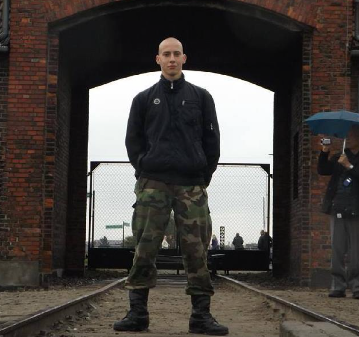 Russia keeps setting up and backing neo-Nazi fighting groups in the ...